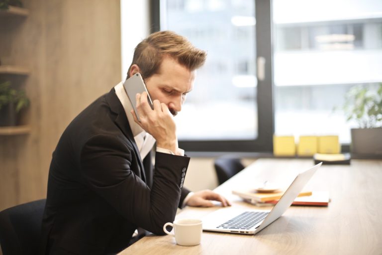 How To Get A Raise At Work in 4 Easy Steps